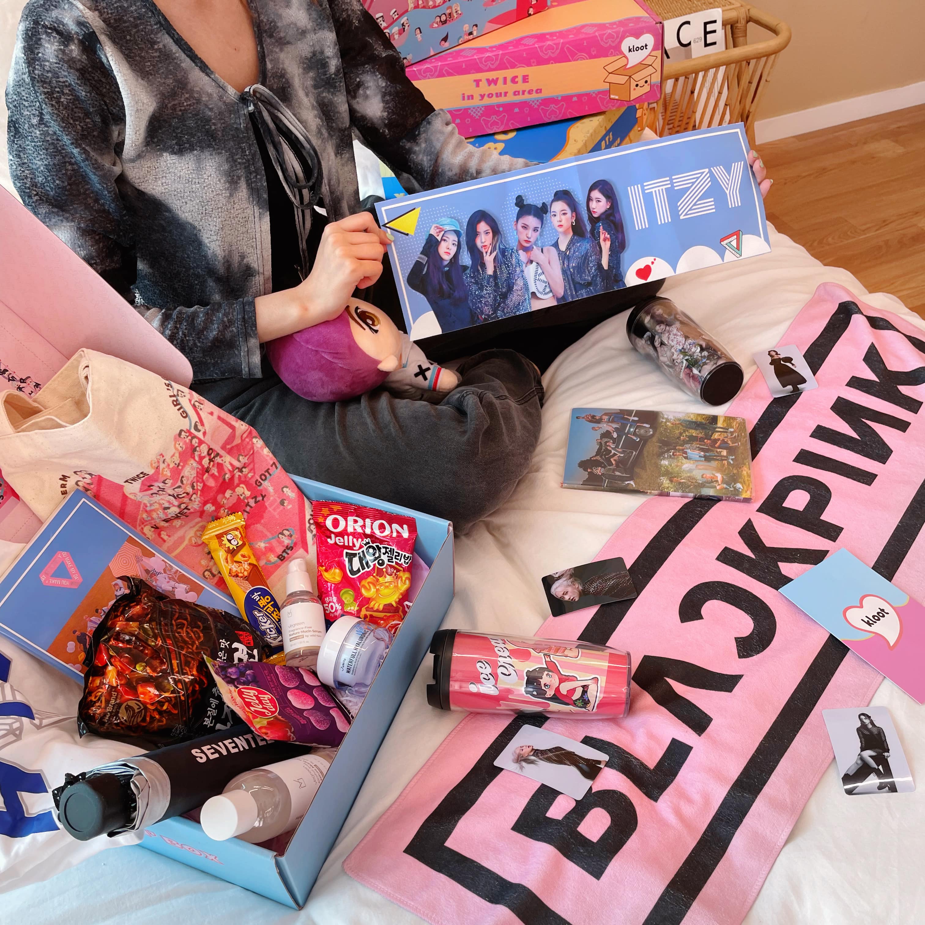 THE KPOPPER KLOOT BOX – Kloot Box