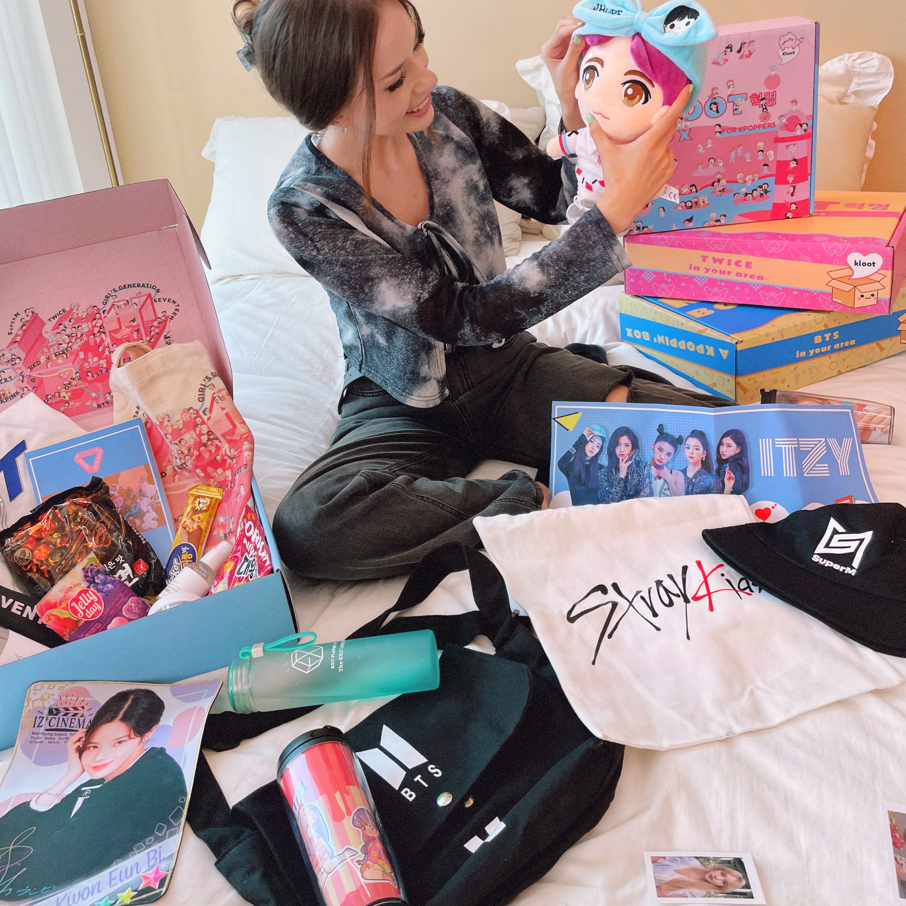 THE KPOPPER KLOOT BOX – Kloot Box